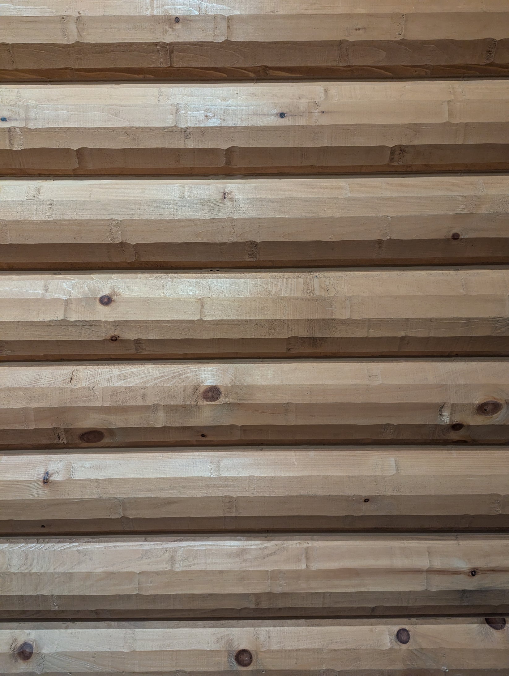 4"x8" Half-Log Siding - Super Round - Machine Peeled Surface - Bulk Di ...