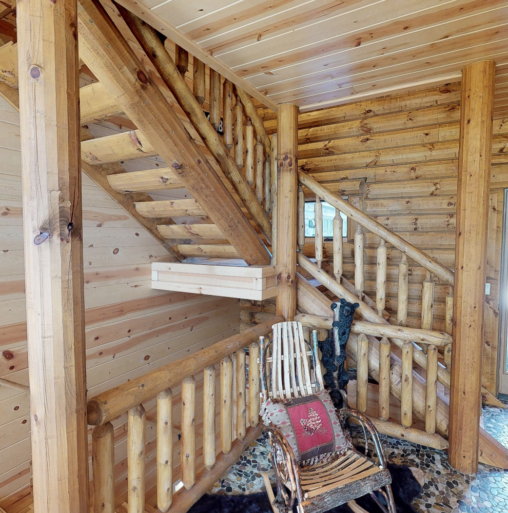 8" Round Log Post - Milled - #521 Machine Peeled – Log Home Mart